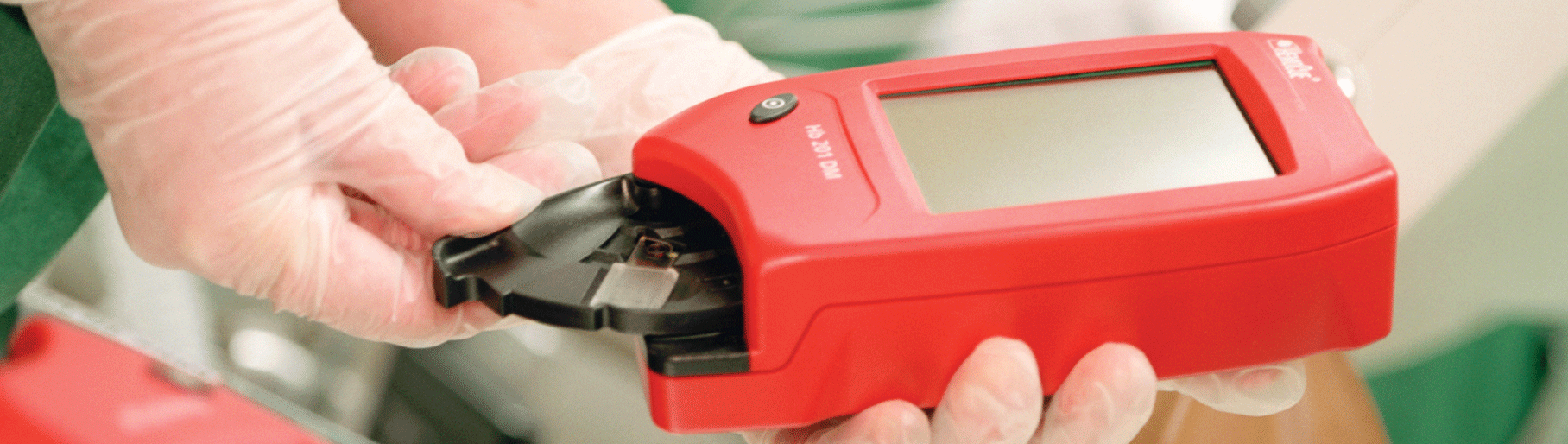 Zařízení na POC testování - hematologie - HemoCue